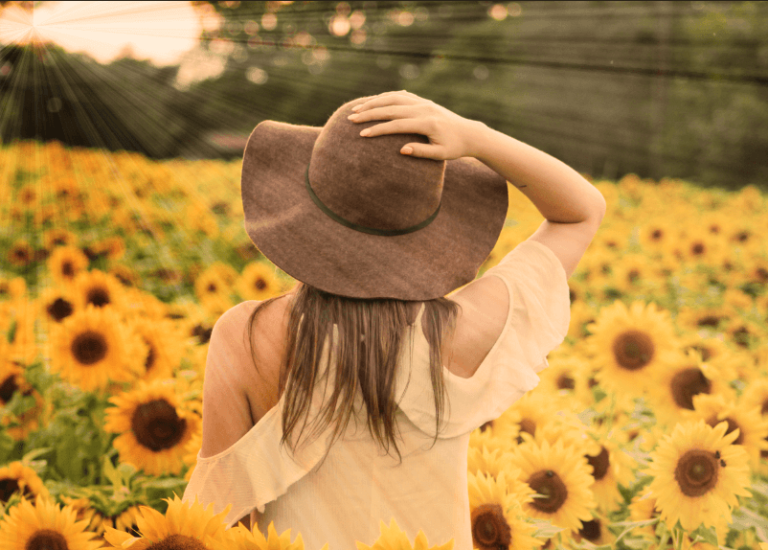 How to Add Realistic Sunlight in Photoshop (2 Examples)