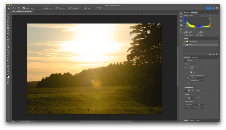 4 Ways to Remove Lens Flare in Photoshop (Bonus Tips)